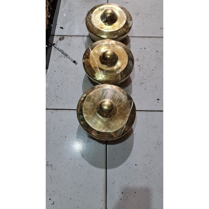 Jual bonang kenong jaranan nada 2 3 dan 6 bahan kuningan | Shopee Indonesia