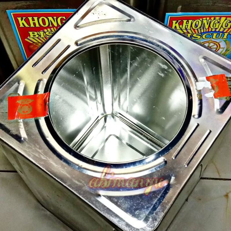 Jual black kaleng bekas roti dan astor | Shopee Indonesia