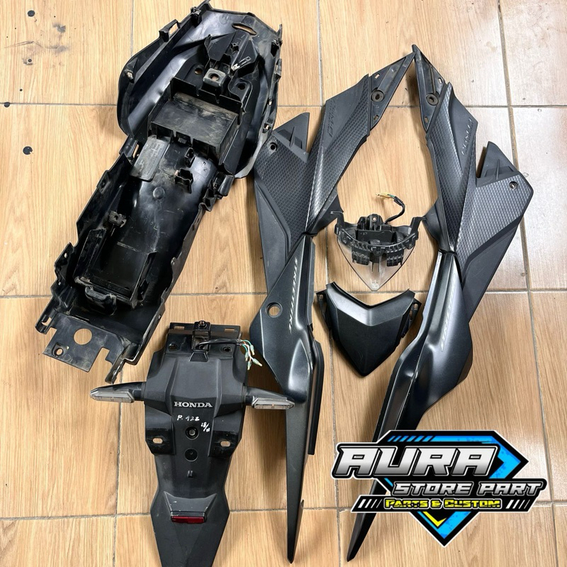 Jual body belakang new cb150r v2 | body set belakang new cb150r led ...