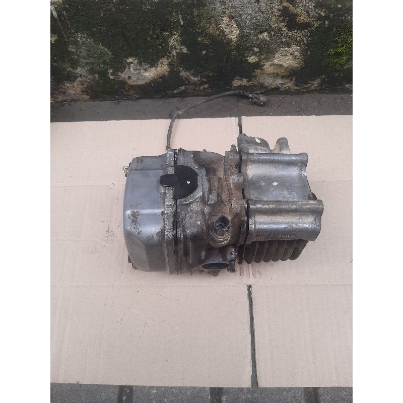 Jual Blok head Cylinder Beat fi Esp Original copotan Full isi | Shopee ...