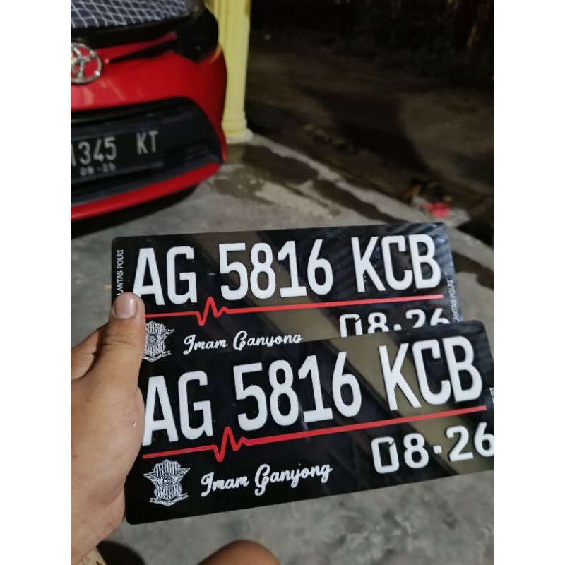 Jual Plat motor akrilik HITAM font timbul//BISA REQUEST NAMA//baut ...