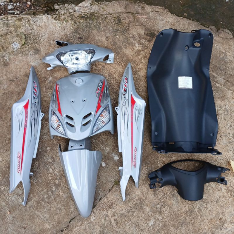 Jual paket body full halus yamaha mio sporty silver striping api ...