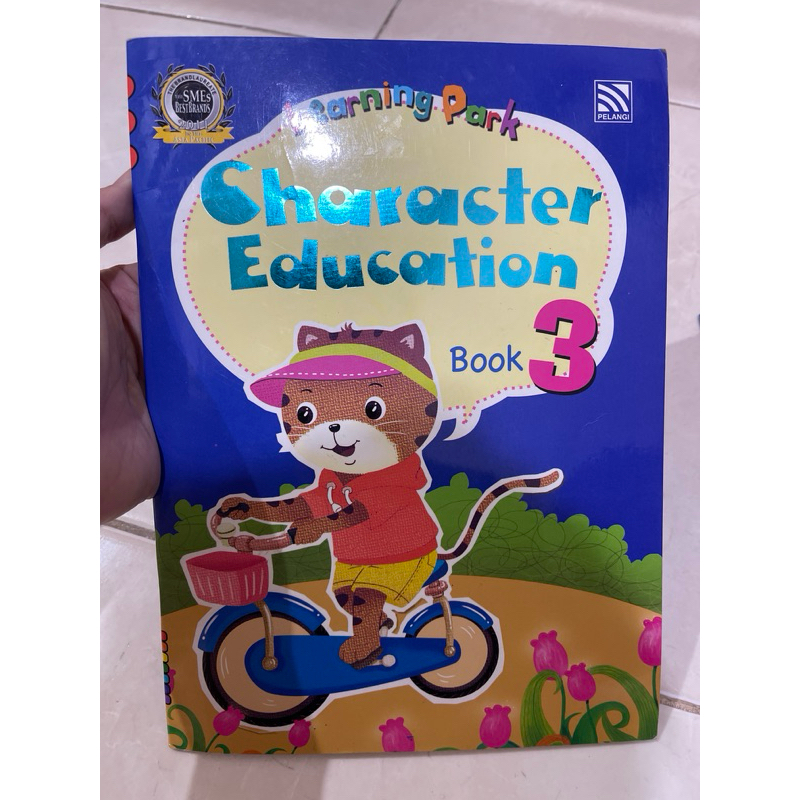 Jual buku character education 3 bekas | Shopee Indonesia