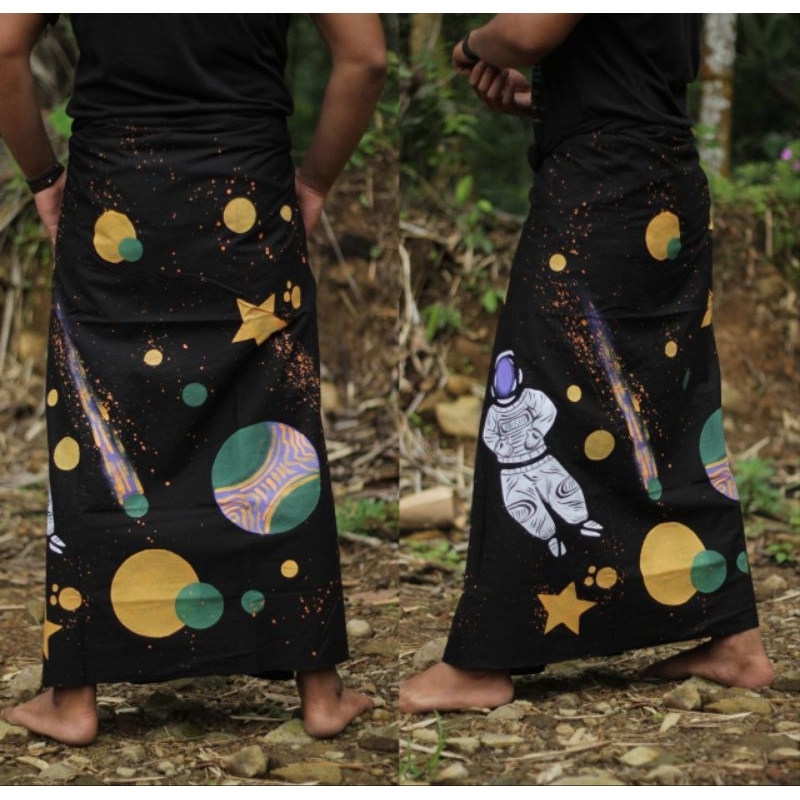 Jual SARUNG BATIK LUKIS MOTIF ASTRONOT TERBARU||SARUNG LUKIS MODEL ...