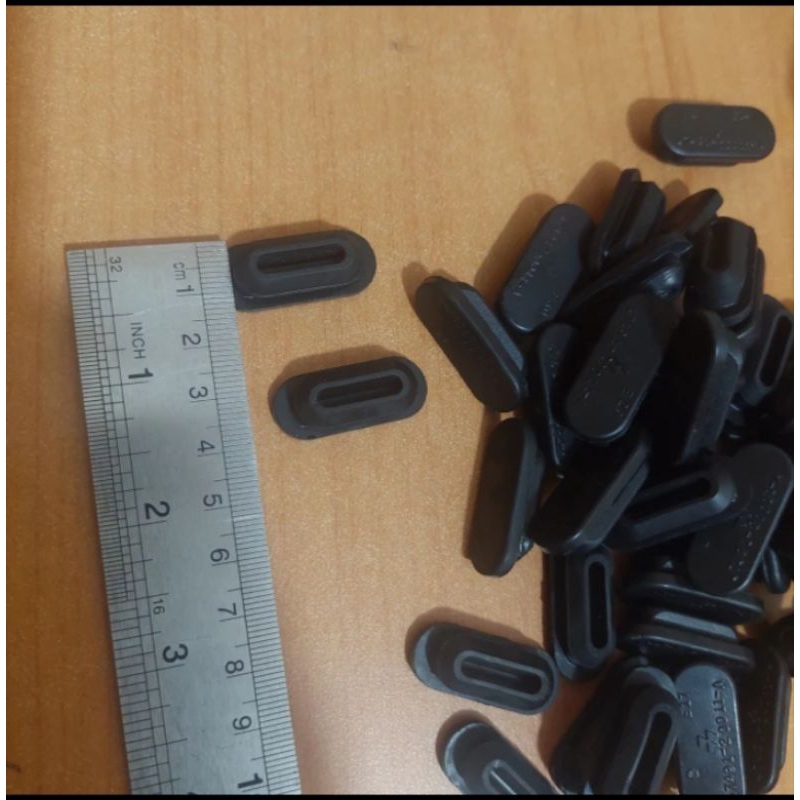 Jual Karet Tutup Lobang Rem Tromol Innova Fortuner Ori | Shopee Indonesia