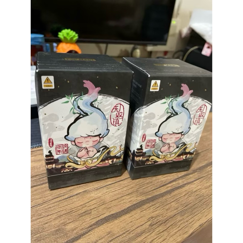 Jual 2 box POP MART matchless 14th anniversary skullpanda hirono molly ...