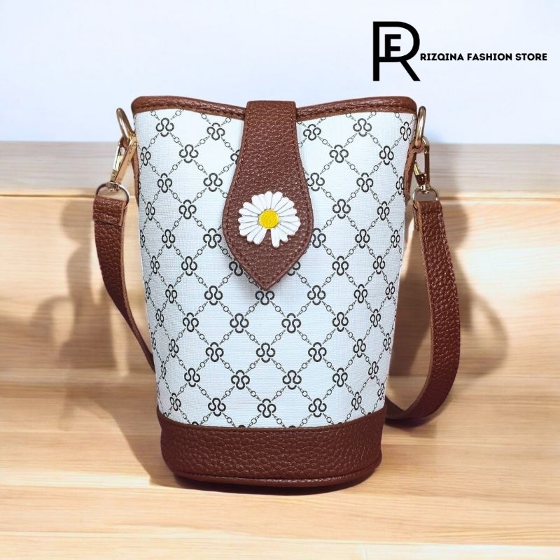 Jual Tas selempang hp wanita kekinian ukuran sedang korean style tas hp mini | Shopee Indonesia