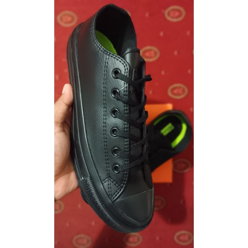 Jual Sepatu Converse All Star Full Black | Shopee Indonesia