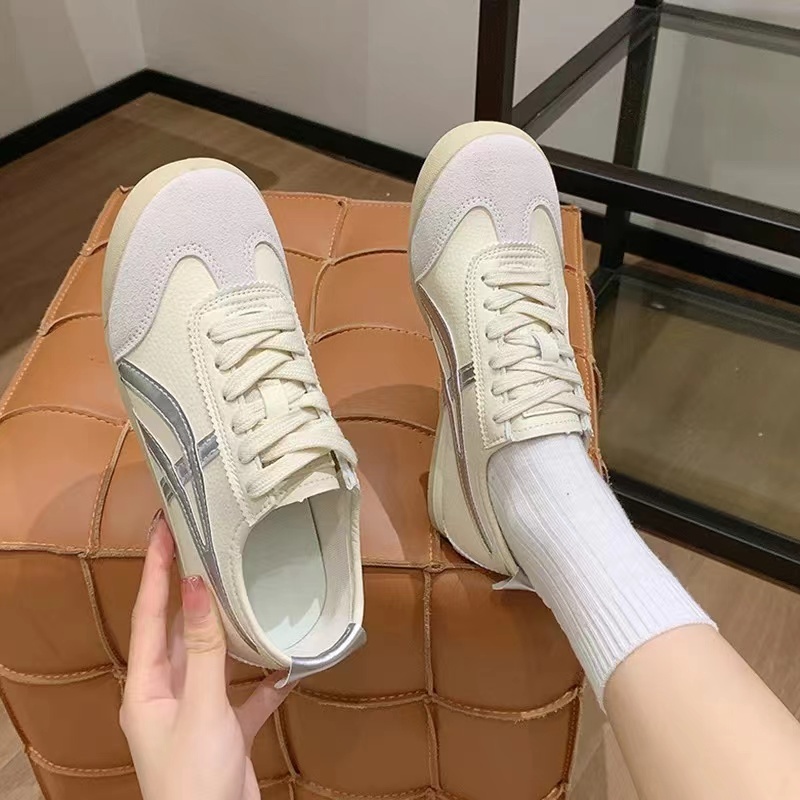 Jual KOII Sepatu Olahraga Sneakers Wanita Korea Putih Hitam Kasual ...