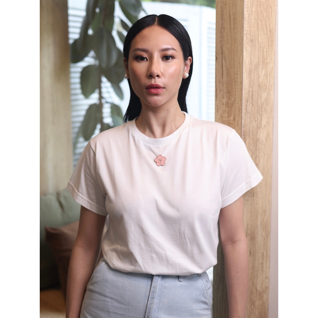 Jual Zappi x Popluca - Ruby & Clover Tshirt | Shopee Indonesia