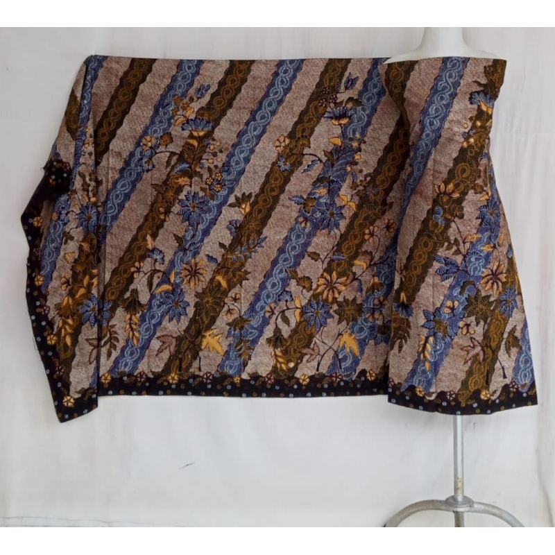 Jual KAIN BATIK TULIS PREMIUM MADURA MOTIF BUNGA LIRIS | Shopee Indonesia