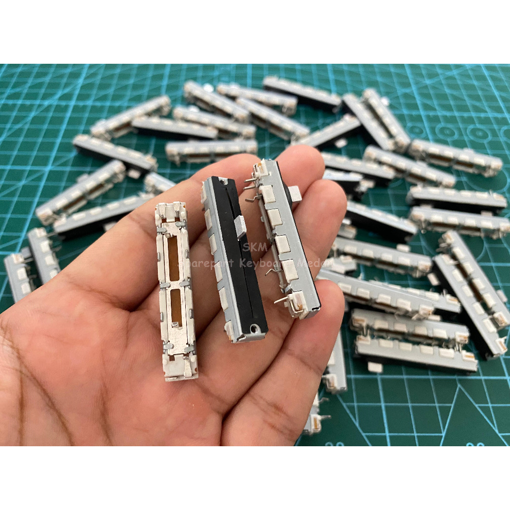 Jual POTENSIO GESER MASTER VOLUME KN2400 KN2600 - ORIGINAL (MEREK ALPS ...