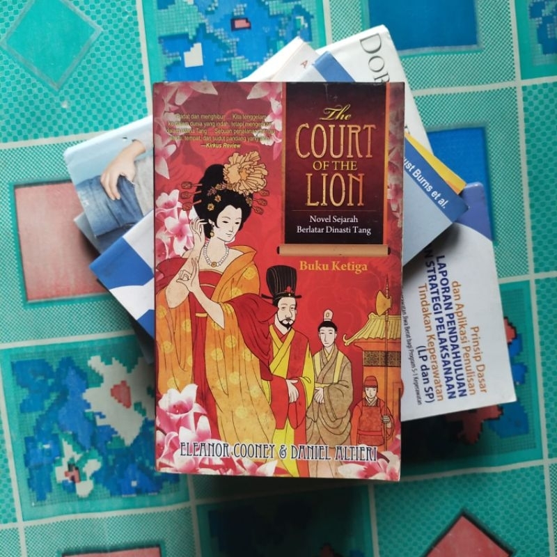 Jual Novel Sejarah, The COURT of The LION Novel Sejarah Berlatar ...