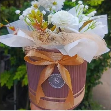 Jual bloom box buket bogor buket bunga flower box wisuda kelulusan gift ...