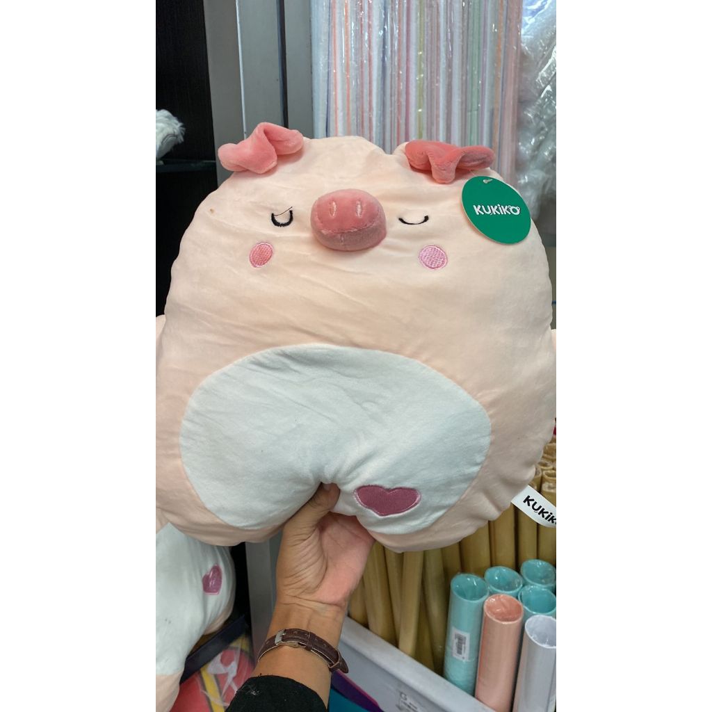 Jual Gramedia - KUKIKO PLUSH CUSHION PIGLET 39CM KKKPL-4G | Shopee ...