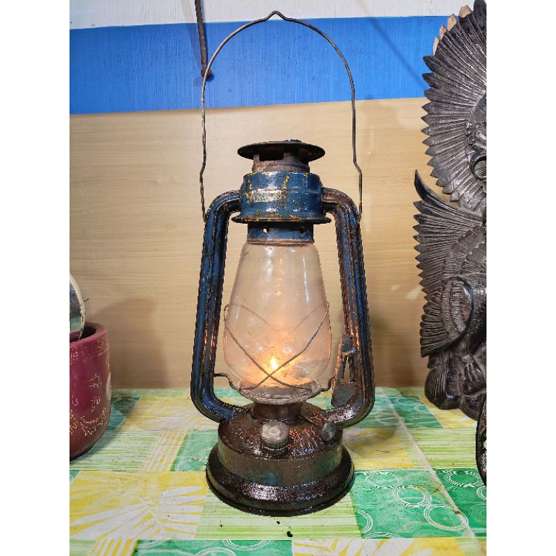 Jual lampu minyak teng badai antik jadul nyala | Shopee Indonesia