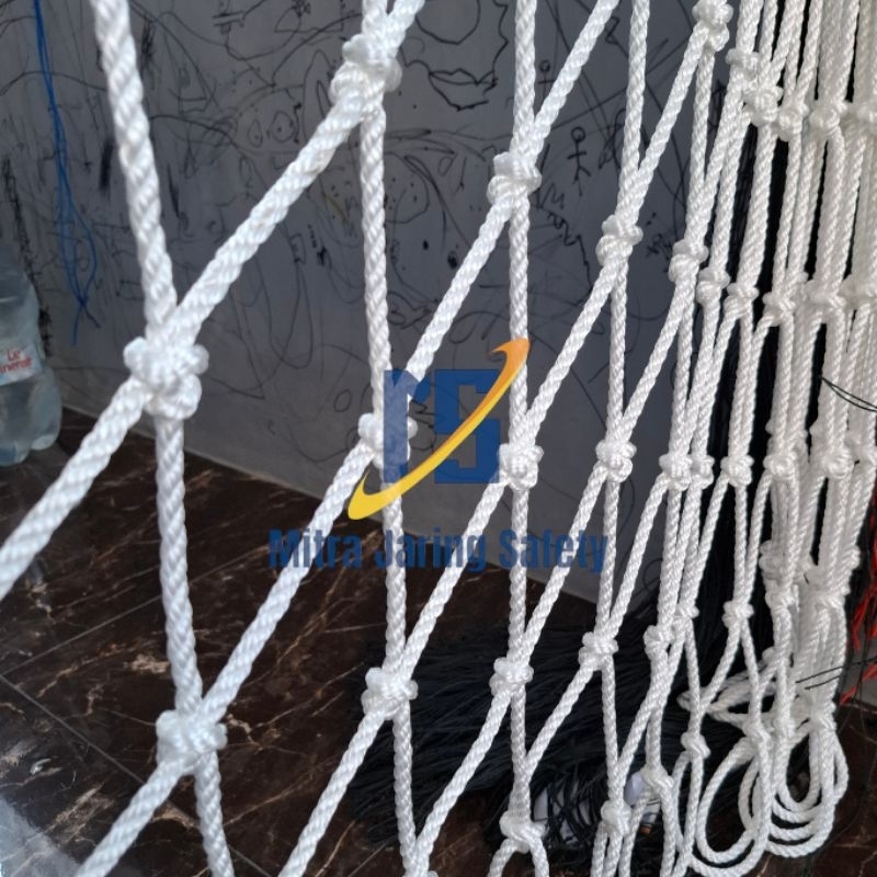 Jual jaring safety net nilon 6mm gudung proyek | Shopee Indonesia