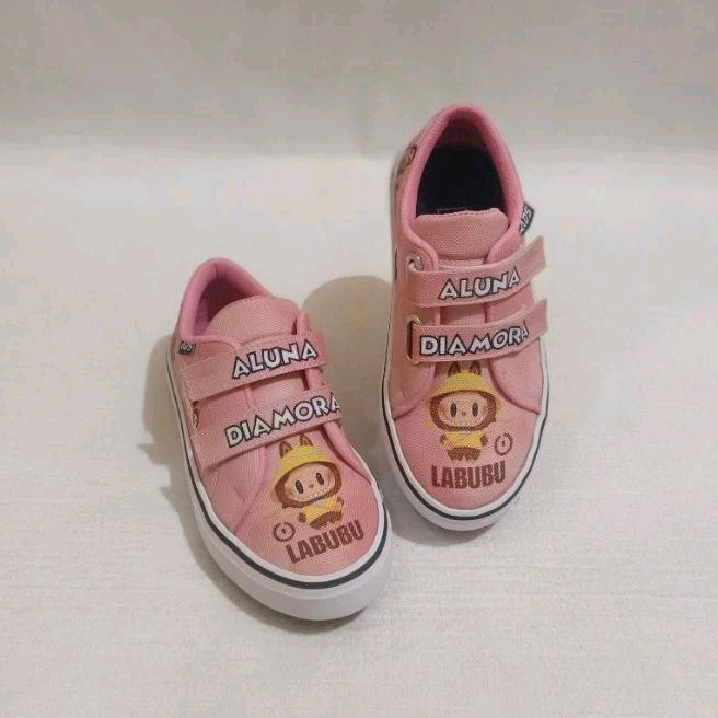 Jual Sepatu anak karakter Labubu pink | gratis cetak nama & foto ...