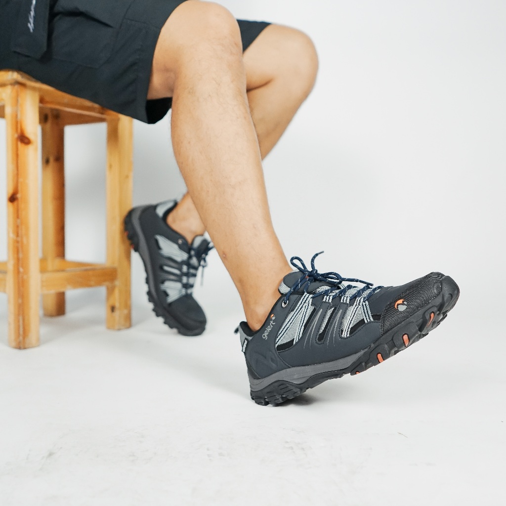 Jual Sepatu Mendaki Gunung Waterproof Irco Pria Wanita Anti Slip Licin ...