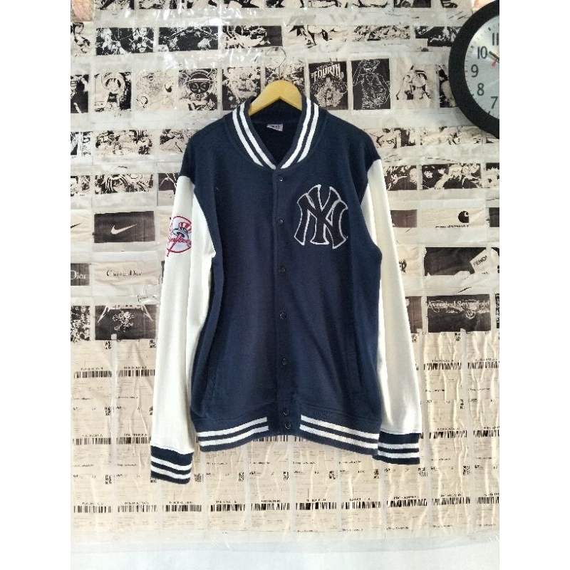 Jual varsity mlb New York Yankees | Shopee Indonesia