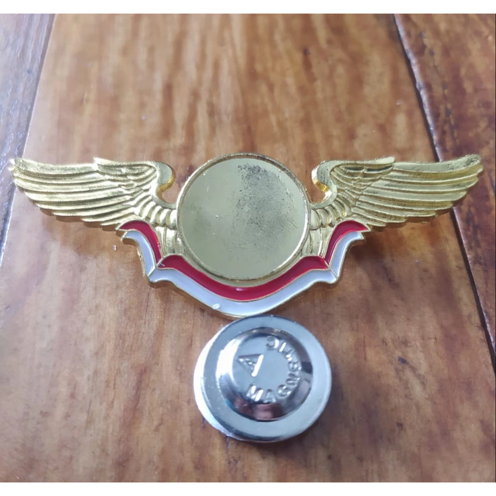 Jual Pin Magnet Custom Logo Bahan Kuningan Cor Cocok Untuk Jadi Bros ...