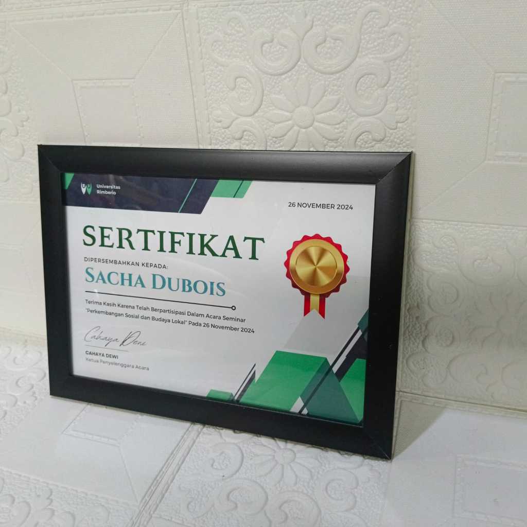 Jual Bingkai Foto Minimalis A4 (21x30cm) + FOTO Pigura Frame Ijazah ...