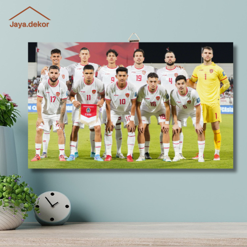 Jual Poster Kayu Foto Timnas Indonesia Ukuran 20x30cm Hiasan Dinding ...