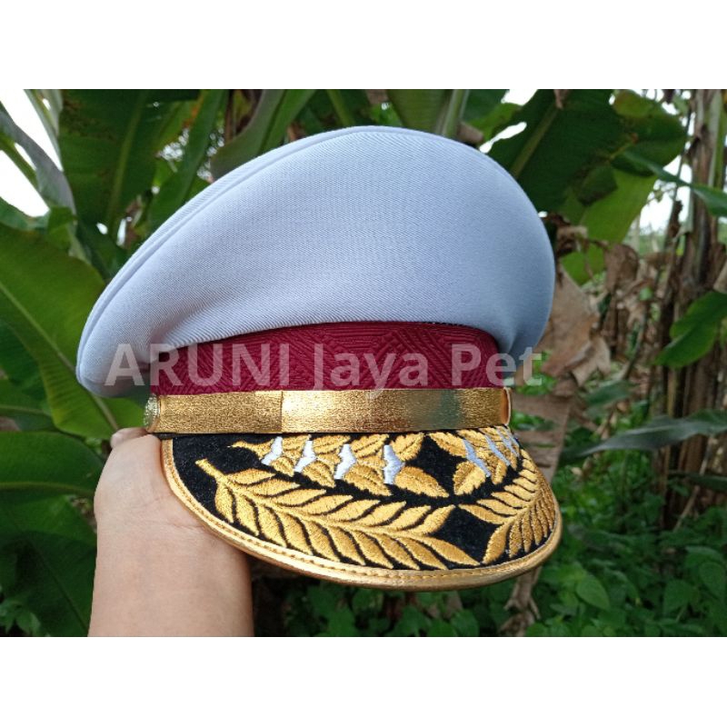 Jual Topi pet paskibra putih dengan list maroon | Shopee Indonesia