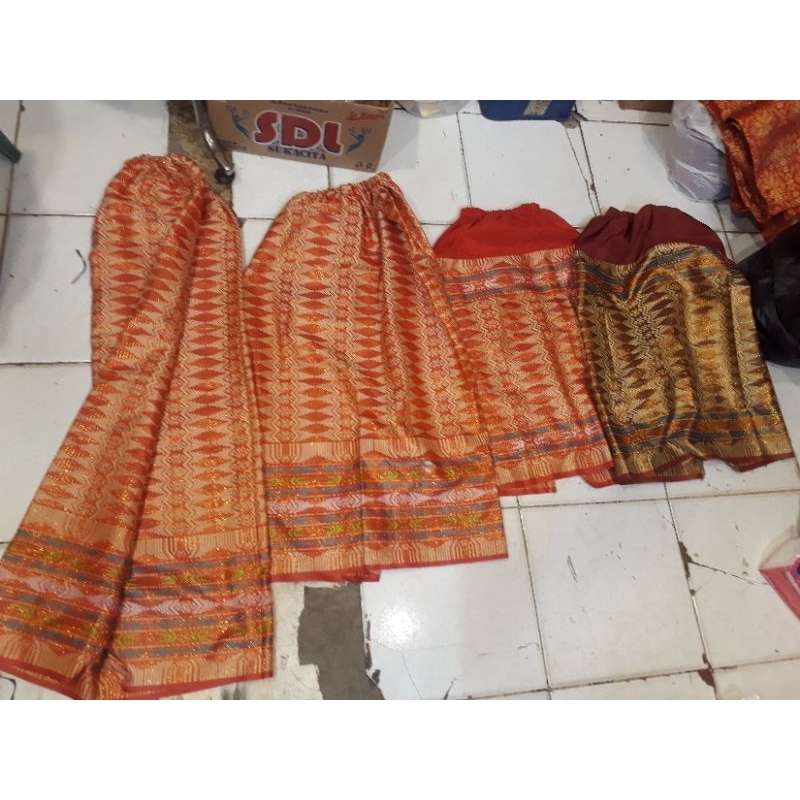 Jual rok songket ukuran anak sma/smp/sd. | Shopee Indonesia