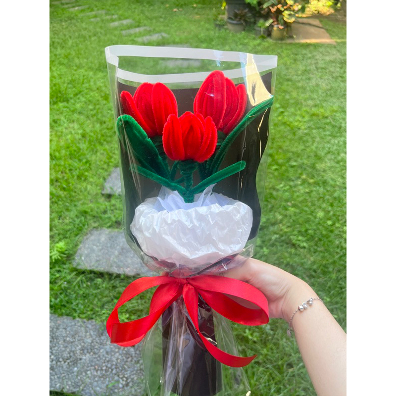 Jual buket bunga tulip bouquet bunga kawat bulu tulip mawar bucket ...