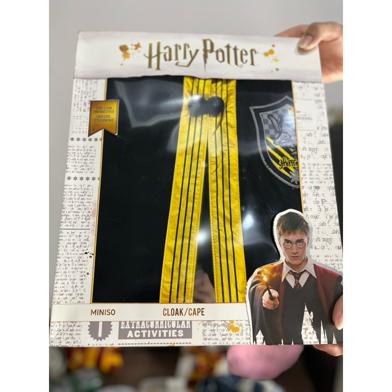 Jual Jubah Harry Potter Hufflepuf Miniso x Harry Potter Cloak Cape ...