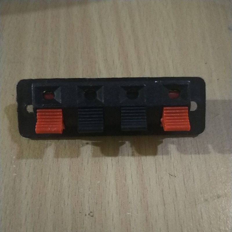 Jual Terminal jepit 4 pin kecil | Shopee Indonesia