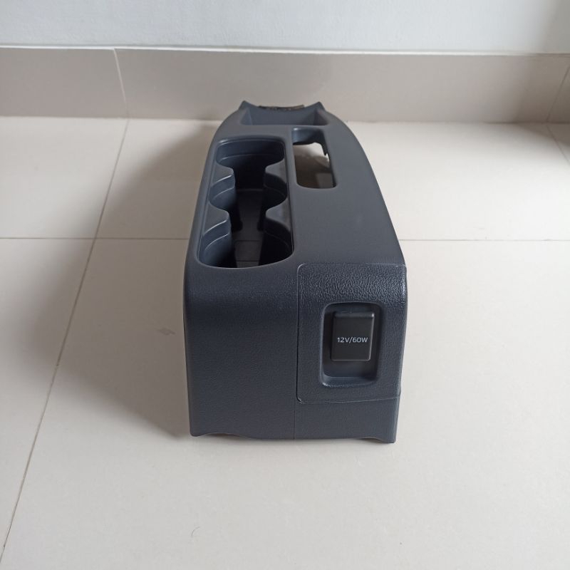 Jual Console box Avanza Xenia tahun 2018-2021 Original | Shopee Indonesia