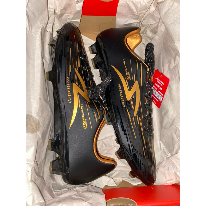 Jual Specs Lightspeed Reborn Black Gold FG | Shopee Indonesia