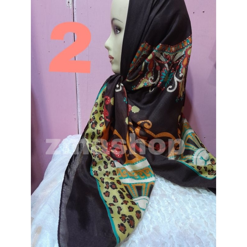 Jual SEGI 4 MOTIF UKURAN 110 X 110 CM | Shopee Indonesia