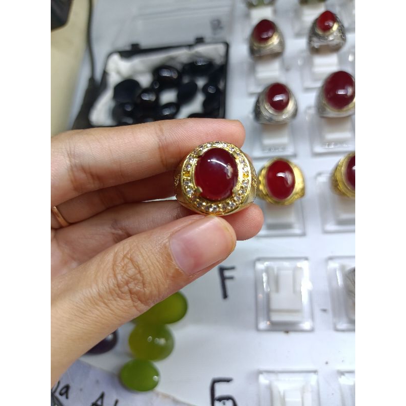 Jual Cincin Batu Merah dengan Rantai Emas | Shopee Indonesia
