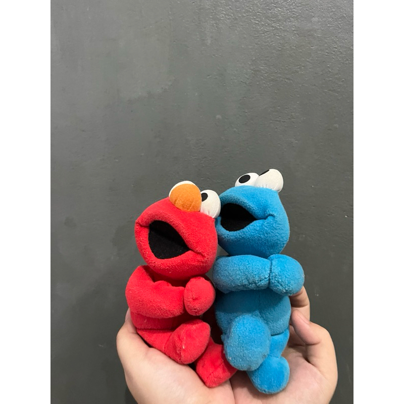 Jual boneka elmo dan cookie // soft toys elmo cookie sesame street ...