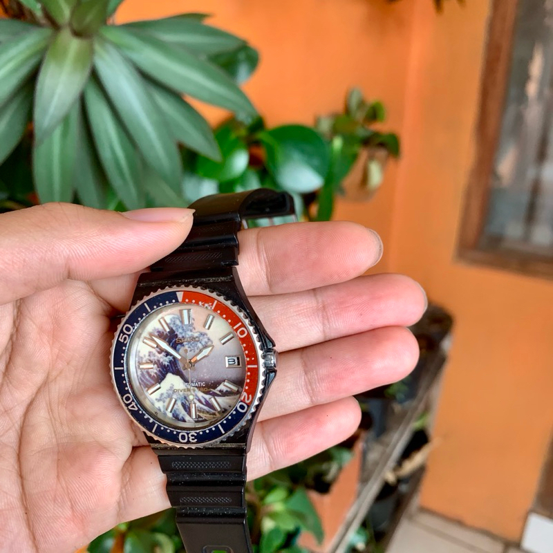 Jual Jam Tangan Pria Diver Seiko Mod Vintage quartz Original bekas ...