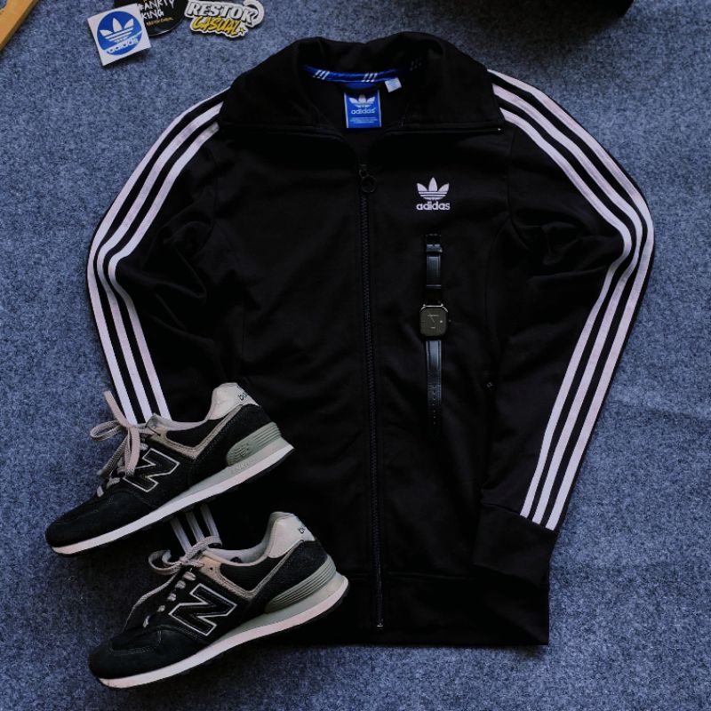 Jual Adidas Europa Bunga Black 3 Stripes White | Shopee Indonesia