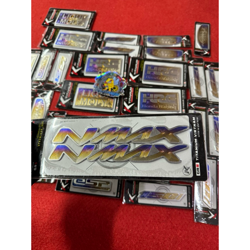Jual EMBLEM BODY NMAX TITANIUM GR5 | Shopee Indonesia