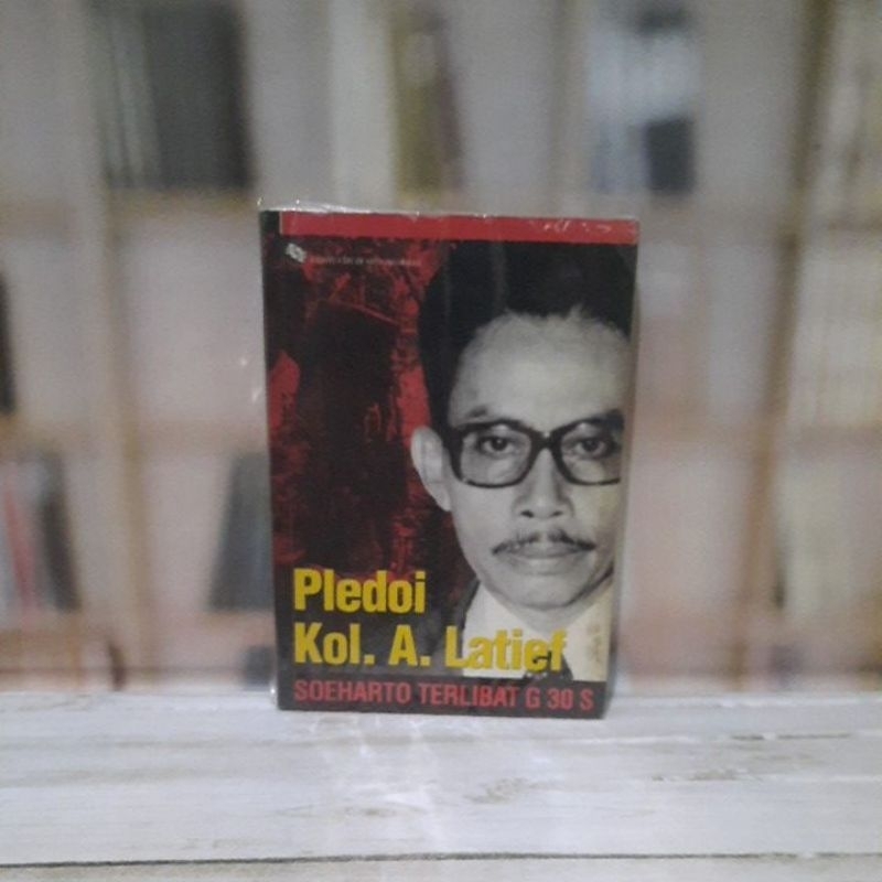 Jual Pledoi Kol A Latief Soeharto Terlibat G 30 S - Original | Shopee ...