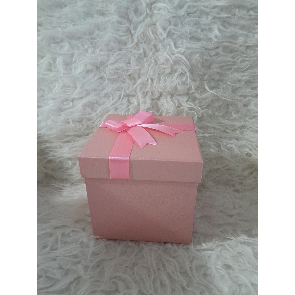 Jual Gift Box 12cm x 12cm x 12cm / Kotak kado / Box Kotak Hampers / Hardbox | Shopee Indonesia