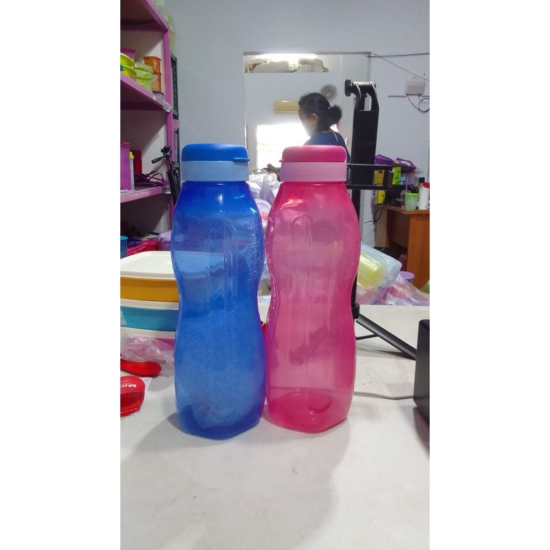 Jual Botol Minum Biru dan Pink 2 Liter atau RAYA Couple Original ...