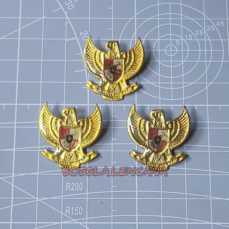 Jual LENCANA PIN GARUDA PENITI KUNINGAN TIMBUL | Shopee Indonesia