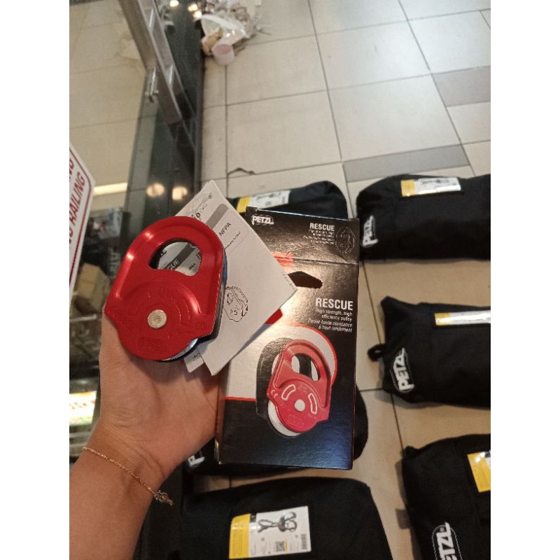 Jual Pulley Rescue Petzl / Safety Katrol P50A Original | Shopee Indonesia
