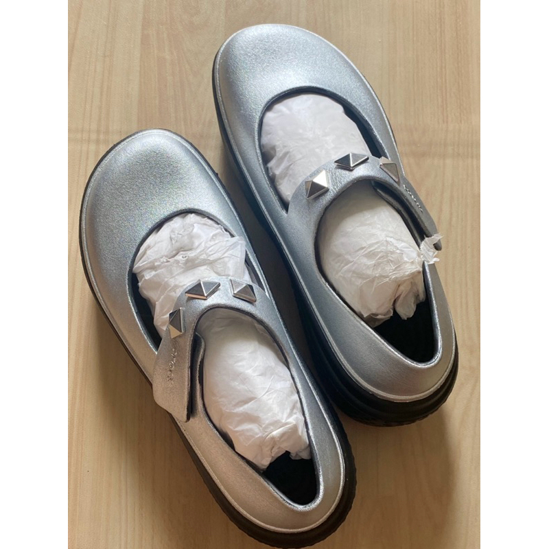 Jual crocs stomp jane metallic silver | Shopee Indonesia