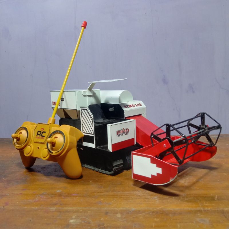 Jual miniatur combine padi, bimo, kubota, yanmar | Shopee Indonesia