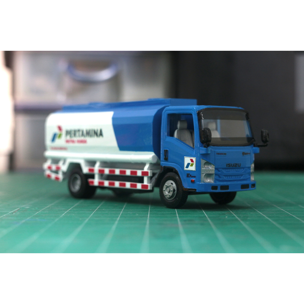 Jual Miniatur Truk Isuzu NMR Tangki Pertamina 1:64 3D Printed | Shopee ...