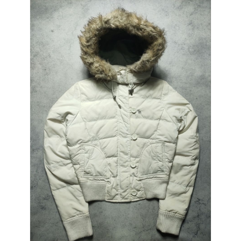 Jual Abercrombie & Fitch Women Puffer Bomber Cropped Jacket | Shopee Indonesia