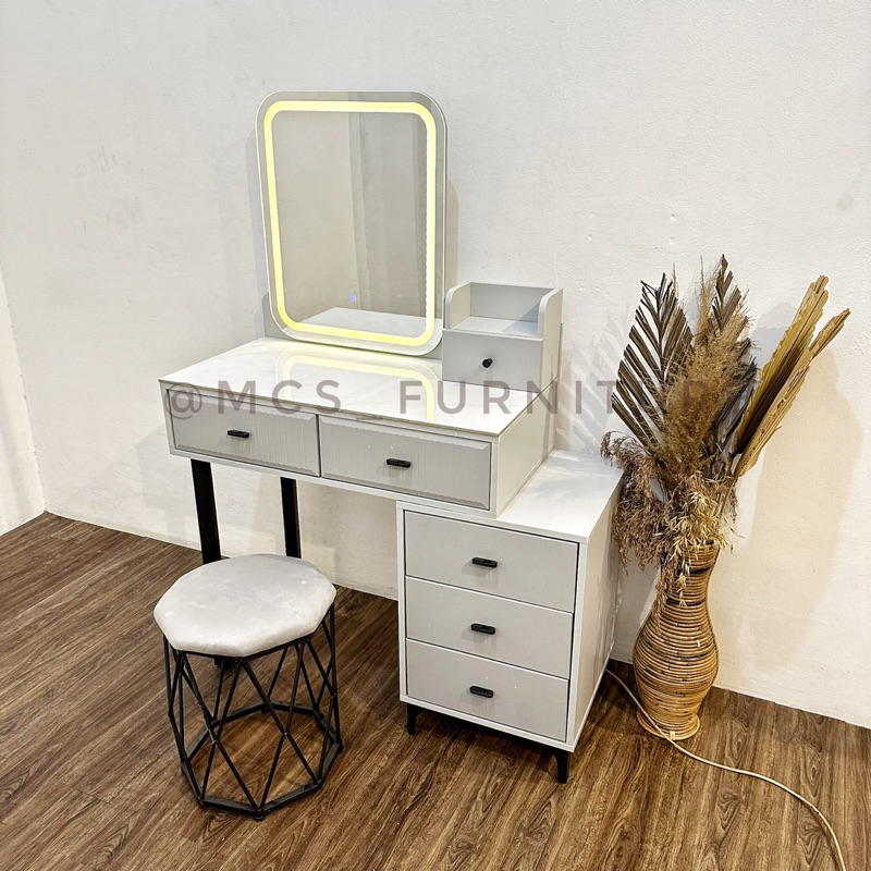 Jual Meja Rias LED Touchscreen Marble Marmer Kaki Besi Free Puff MCS ...